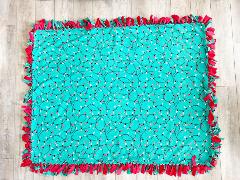 No Sew Fleece Blanket Instructions PDF + Tutorial - Craft Projects for ...